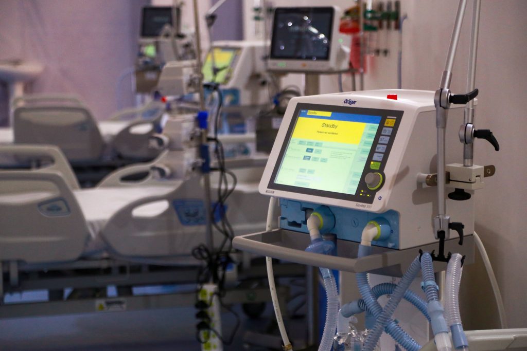 Prime Minister visits ICU / HDU Irrawaddy Center: The Irrawaddy Bank and Max Myanmar Group ...